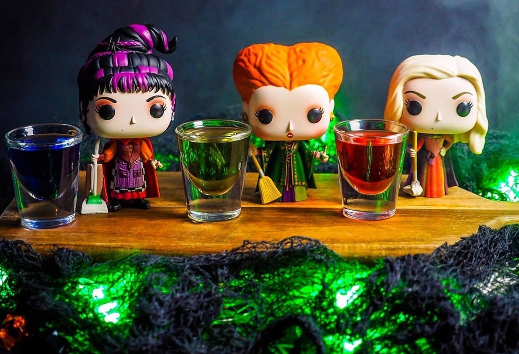 A ‘Hocus Pocus’-Inspired Cocktail Bar Is Brewing In West Town Chicago