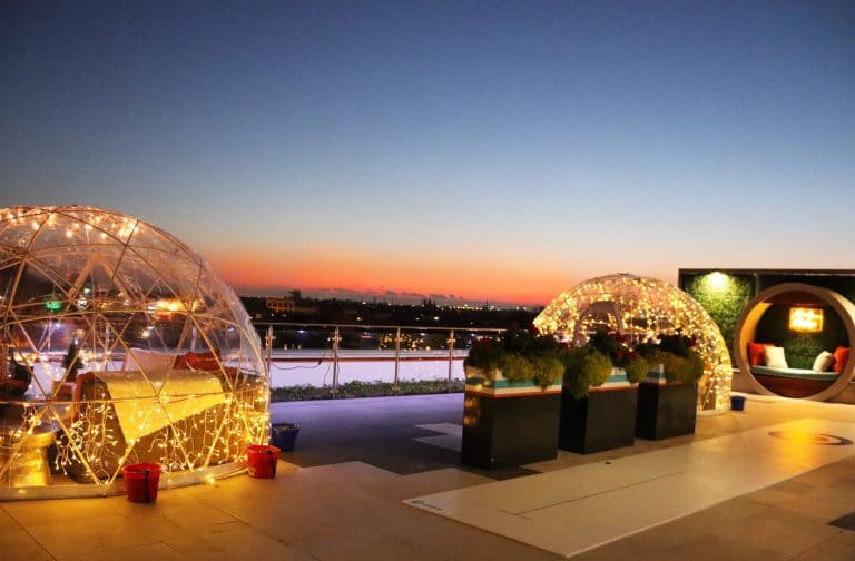 10 Best Places With Holiday Igloo Dining In Chicago (2024)