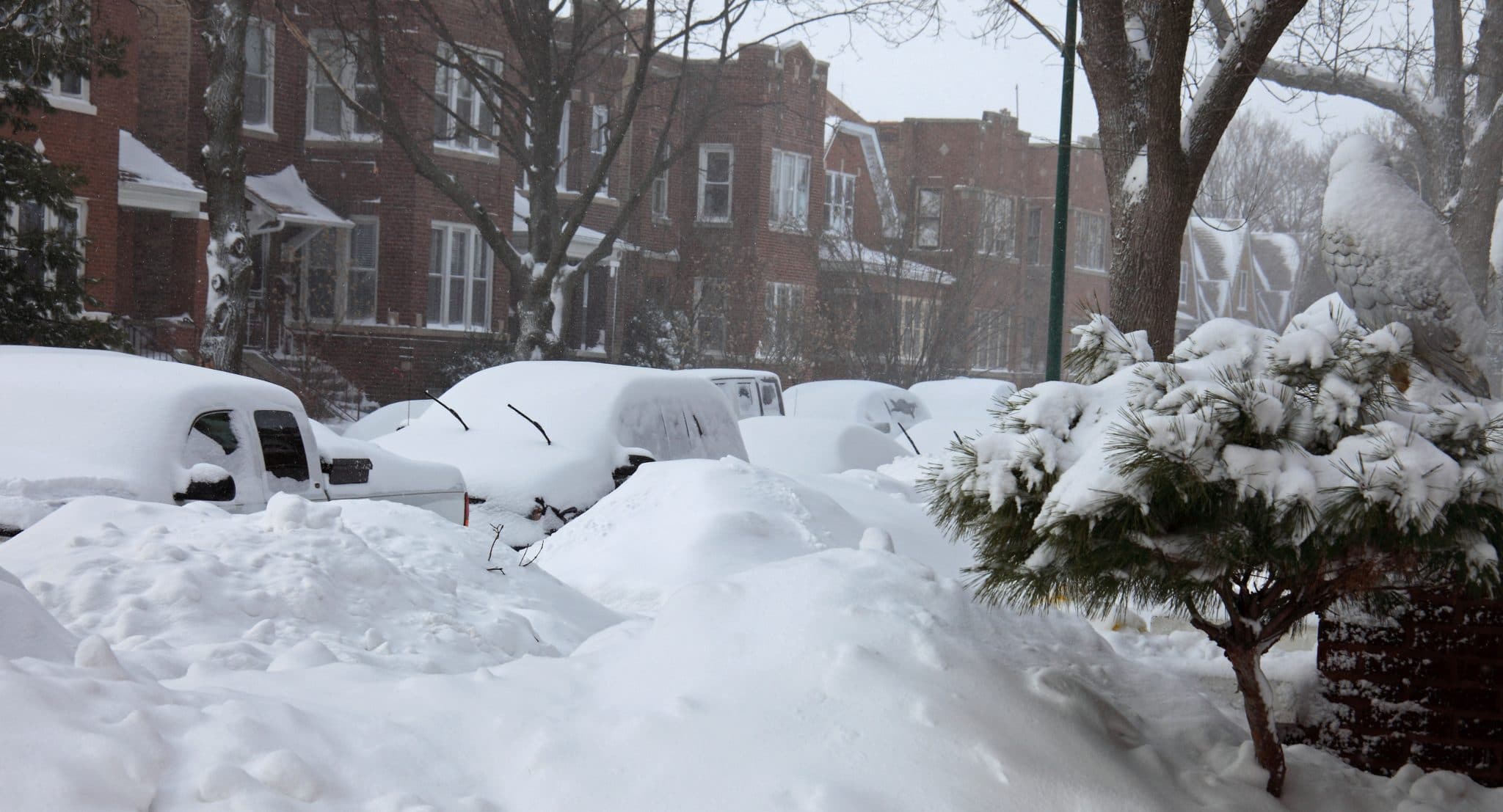 A Winter Storm With "Hefty Snow" And A "Two-Punch" Threat Is Expected ...
