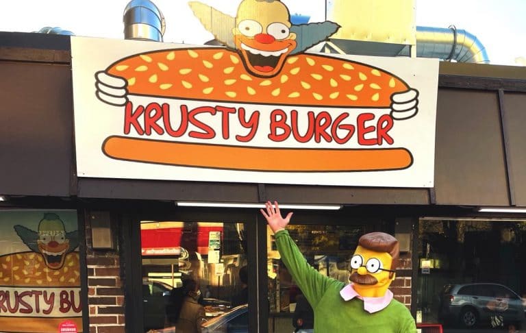 Chicago's Infamous Wieners Circle Debuts New Setup With Karaoke, Patio ...