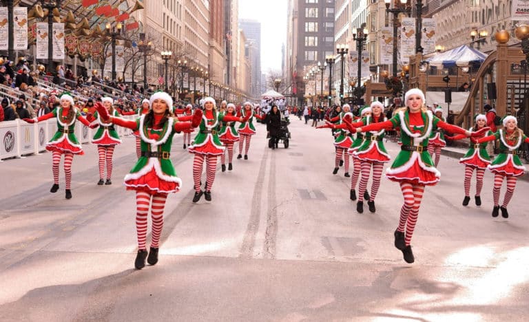 Your Guide to The Magnificent Mile Lights Festival in Chicago 2025