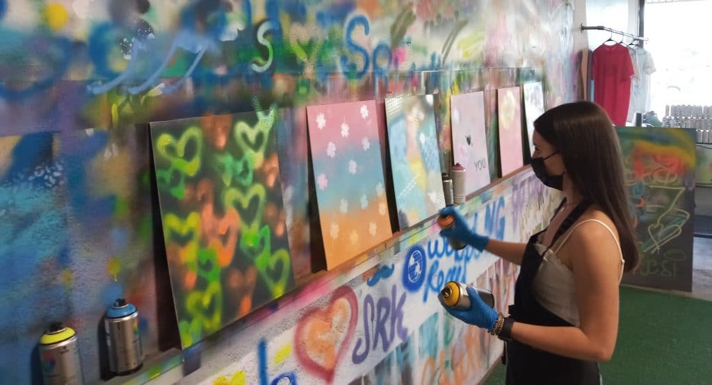 Learn The Ins & Outs Of Chicago Street Art At These Interactive Spray Paint Workshops