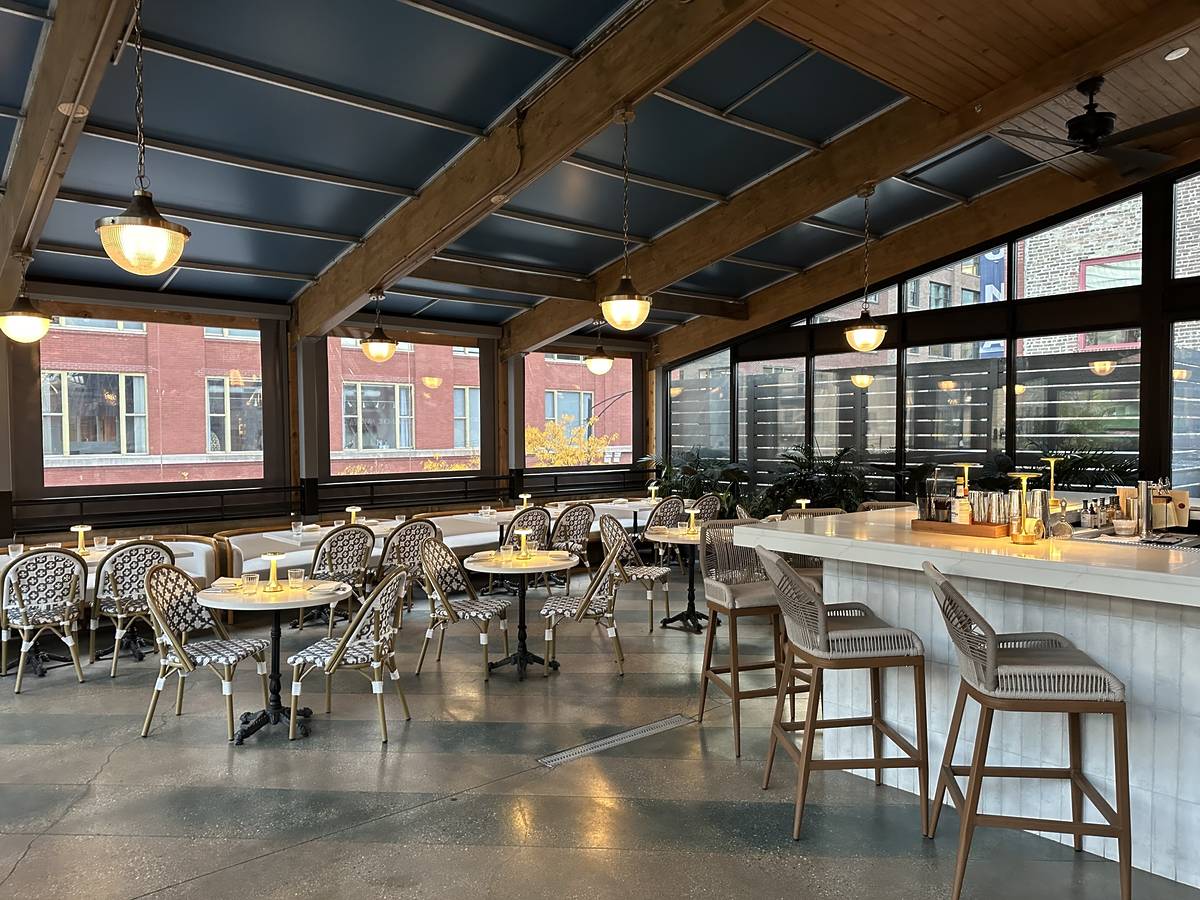 The Best Winter Date Ideas In Chicago For A Romantic Evening the-best-winter-date-ideas-in-chicago-for-a-romantic-evening
