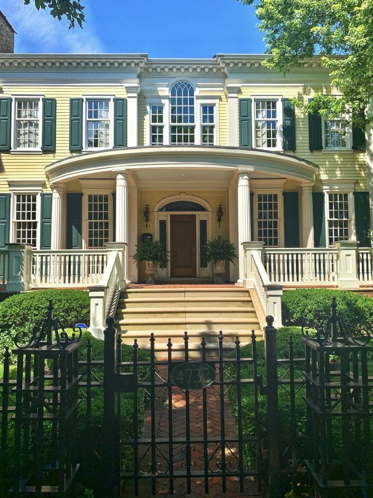 50 Fabulous Facades With Stunning Architectural Attributes In Chicago