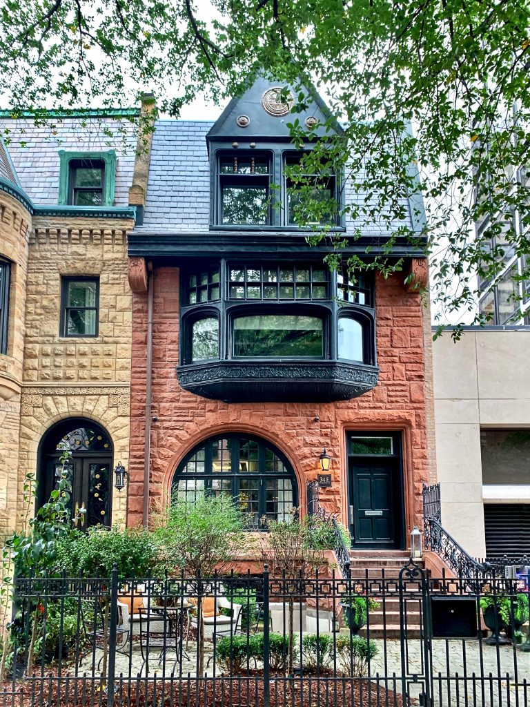 50 Fabulous Facades With Stunning Architectural Attributes In Chicago