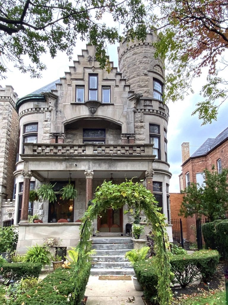 50 Fabulous Facades With Stunning Architectural Attributes In Chicago