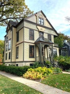 50 Fabulous Facades With Stunning Architectural Attributes In Chicago