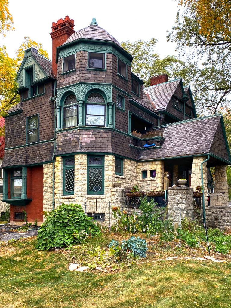 50 Fabulous Facades With Stunning Architectural Attributes In Chicago