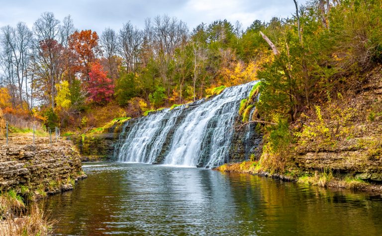 The Most Amazing Waterfalls Near Chicago And How To Find Them