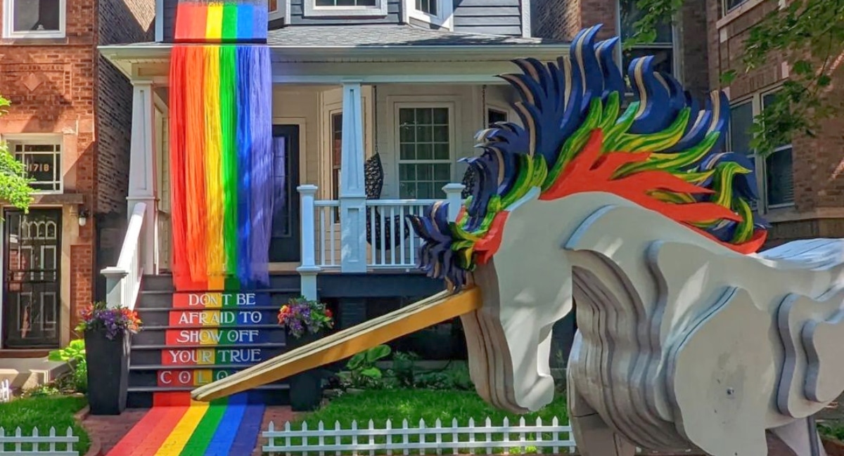 Andersonville’s Pride House Has Revamped Its Rainbow Yard Display ...