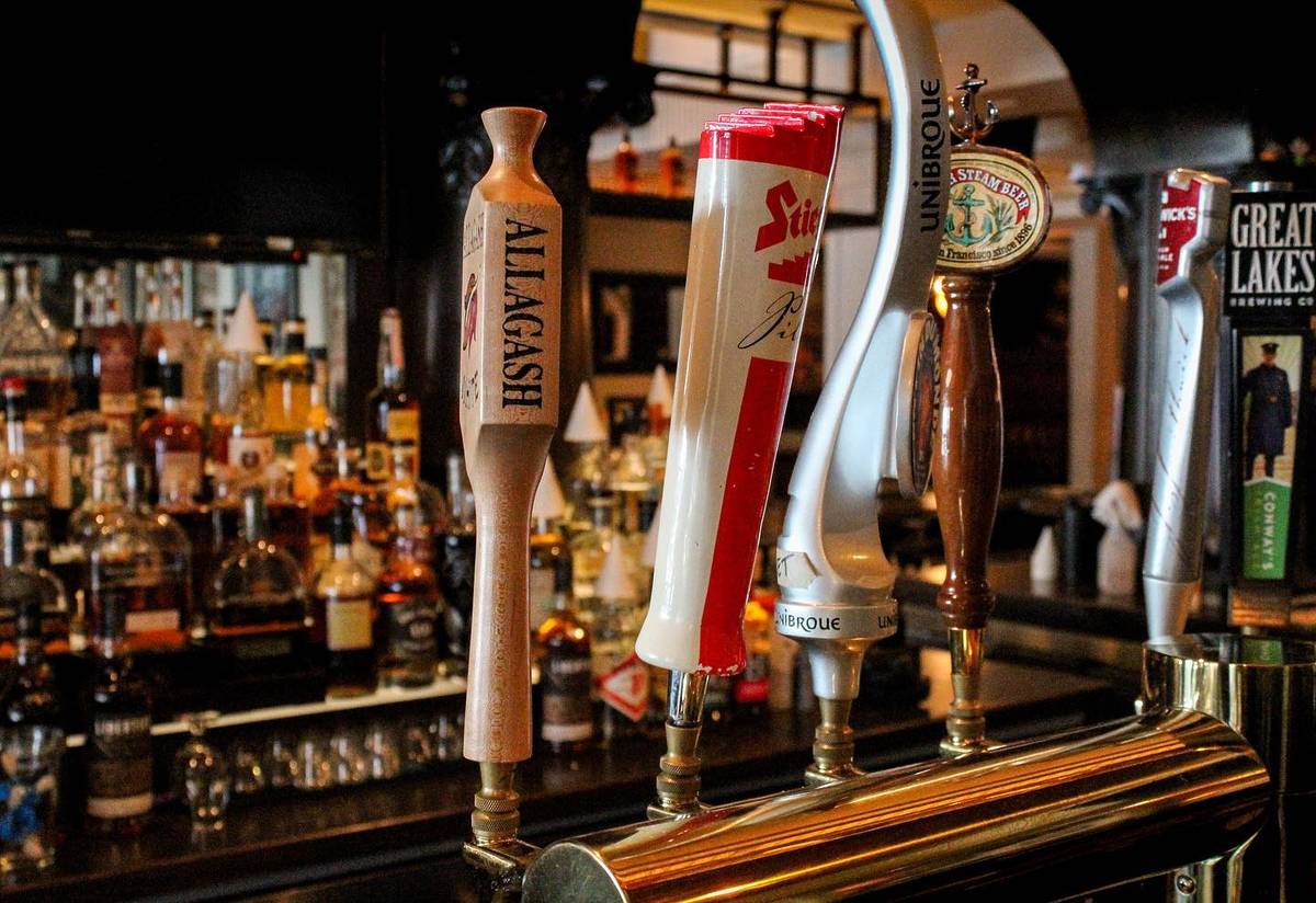 Where To Watch The Super Bowl In Chicago This Weekend 2025