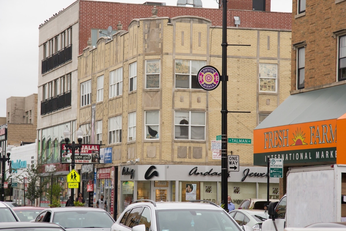 Explore Chicago’s Little India, A 15-Block Stretch On Devon Avenue ...
