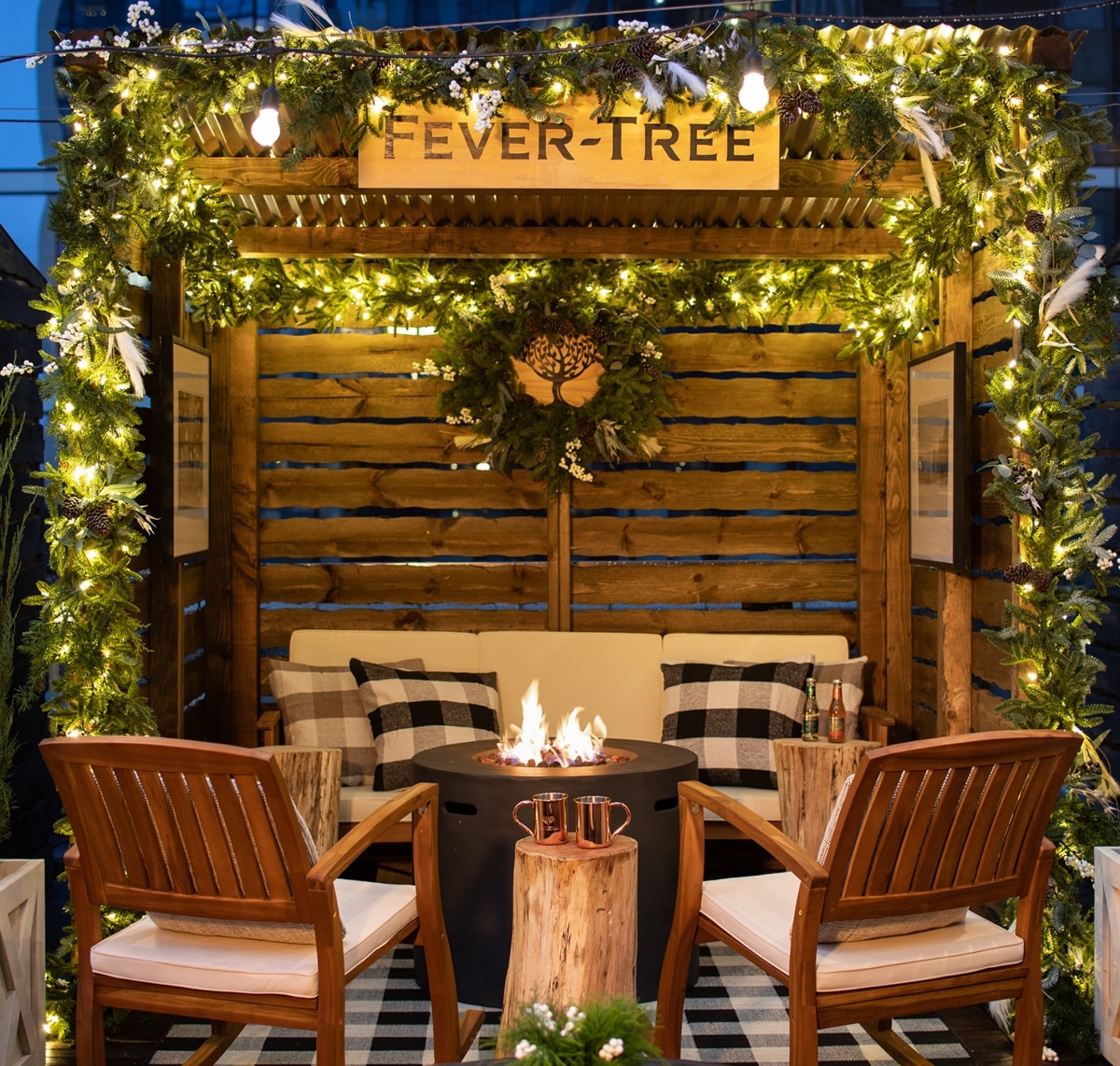 A New Rooftop Bar Creates A Cozy Winter Château Experience In Chicago