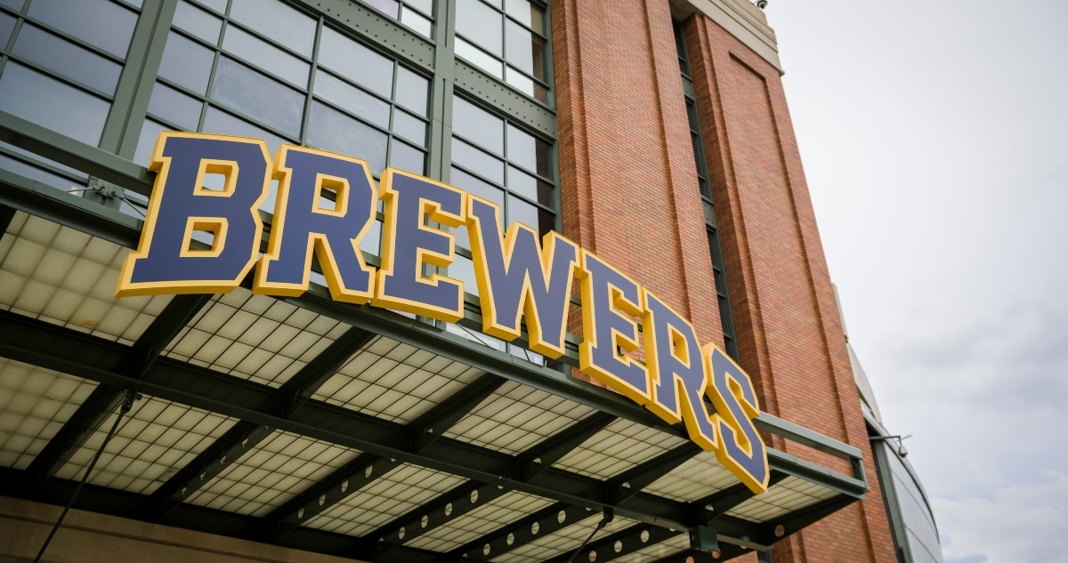 The Milwaukee Brewers Will Still Sell Beer Through The 8th Inning ...
