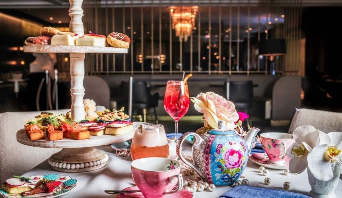 7 Of Chicago's Best Afternoon Tea Services Offering A Spring Twist ...