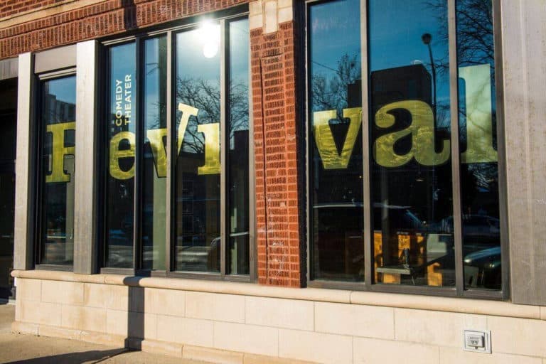 10 Best Chicago Comedy Clubs For A Laugh This Weekend