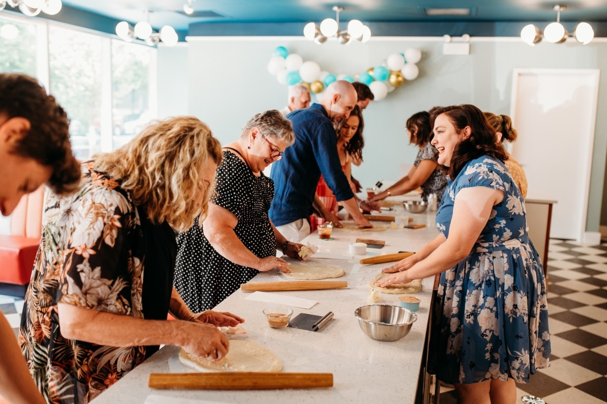 Bettie’s Chicago Brings Retro Cooking Classes To River North