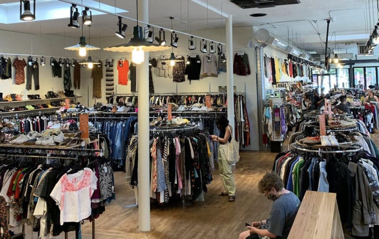 These Are The Best Thrift Stores In Chicago