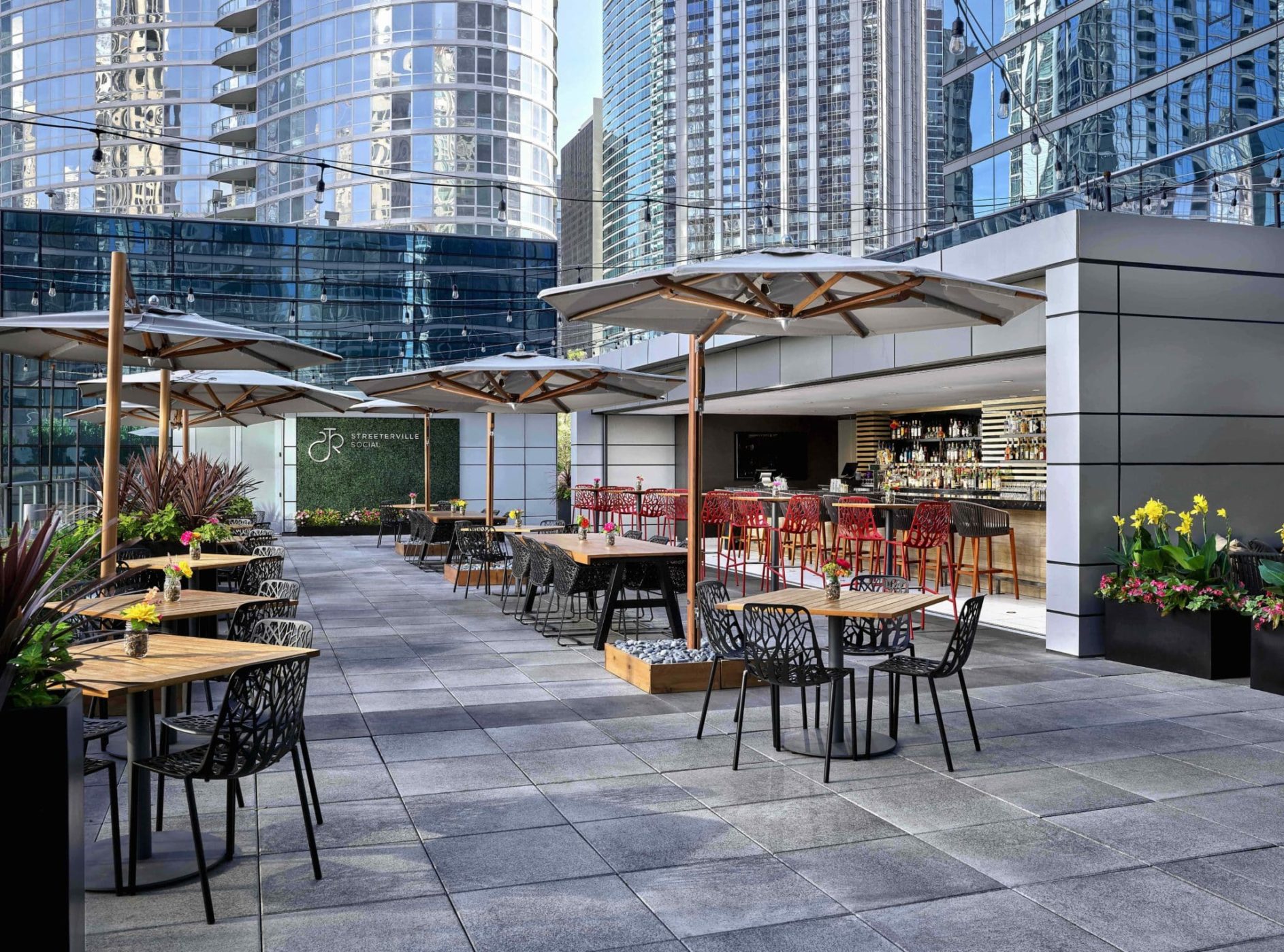 The 22 Best Rooftop Bars In Chicago