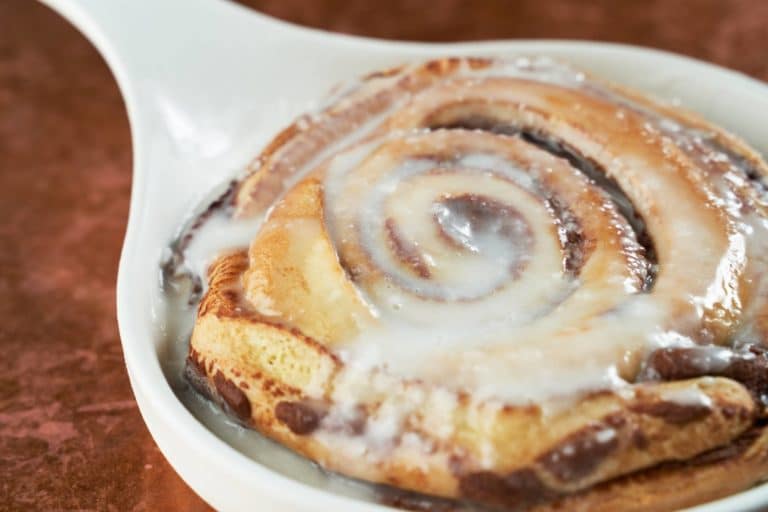 This Upscale Sports Bar Has A Decadent Brunch, Trivia Nights, And 90 ...