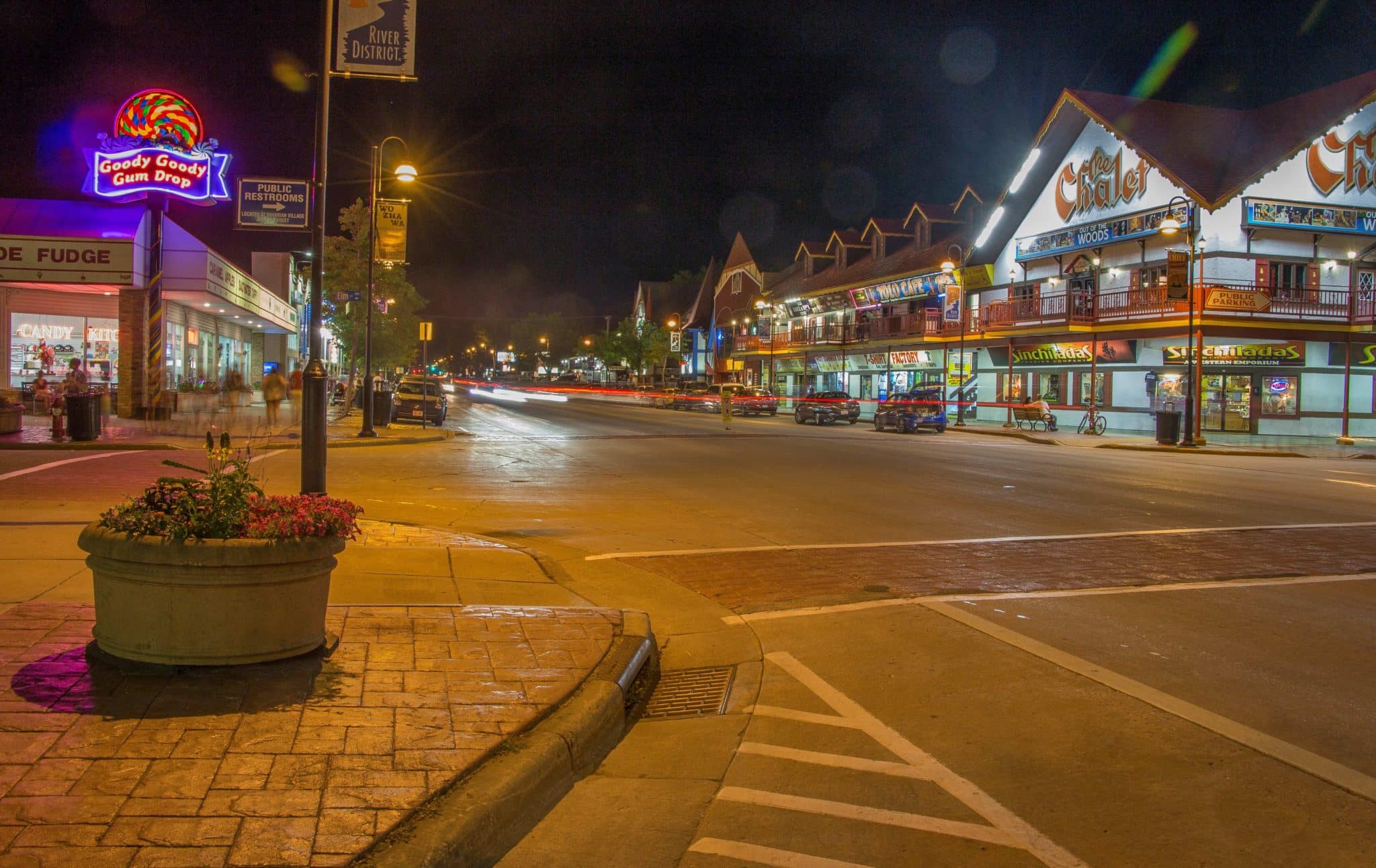 The Best Road Trips From Chicago To Take This Fall