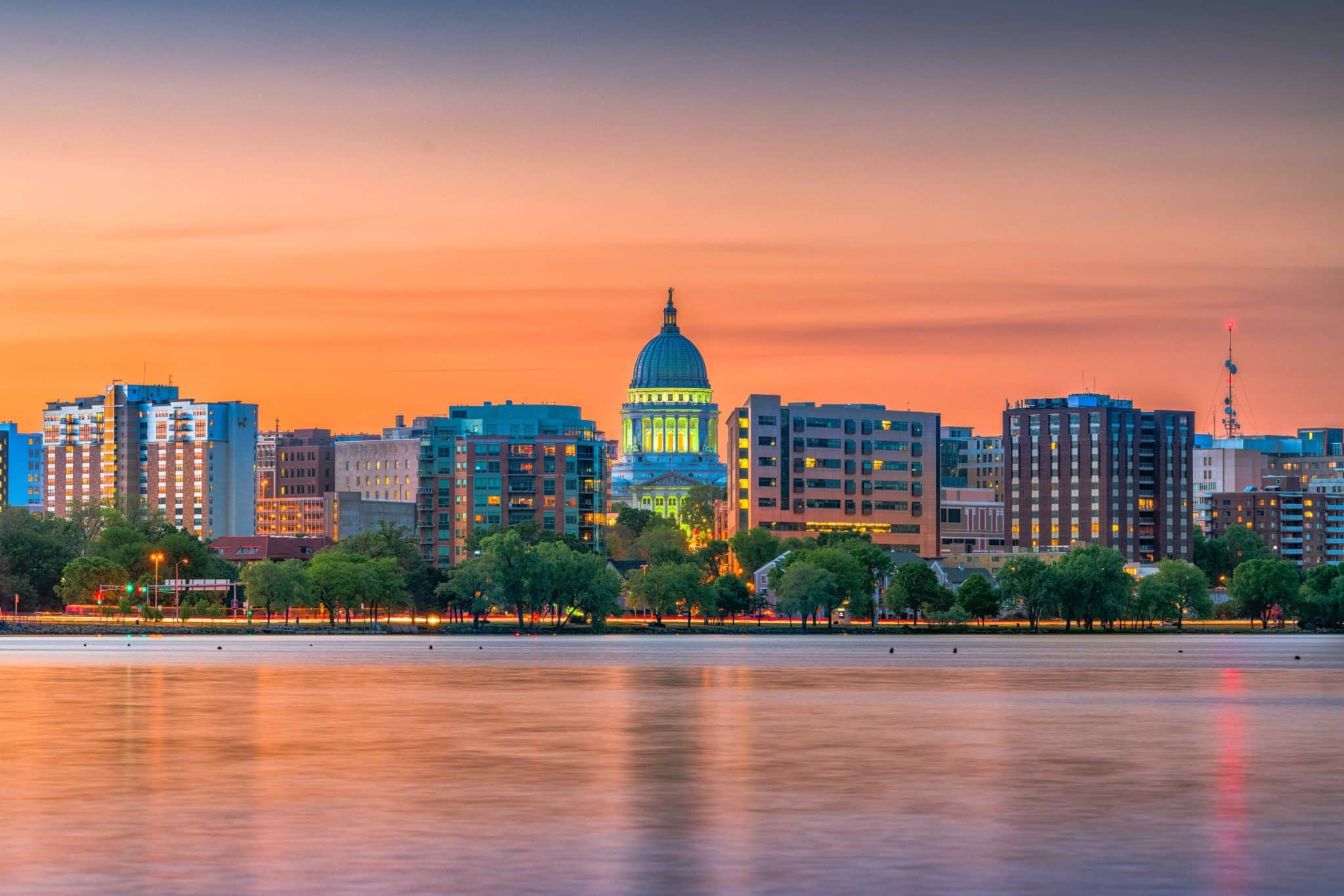 The Best Road Trips From Chicago To Take This Fall
