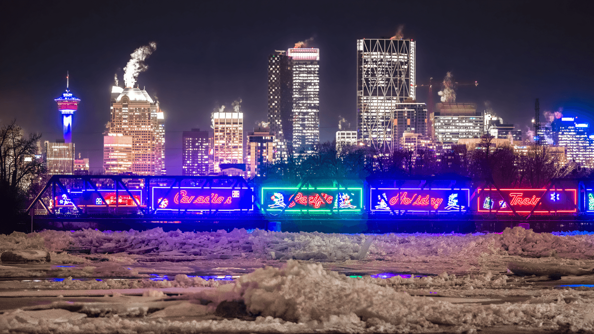 The CPKC Holiday Train Will Roll Through Chicago This Weekend