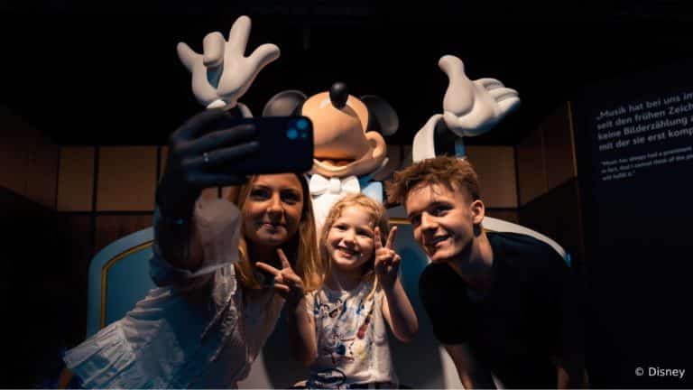 22 Best Things To Do For Christmas In Chicago This Year (2023)