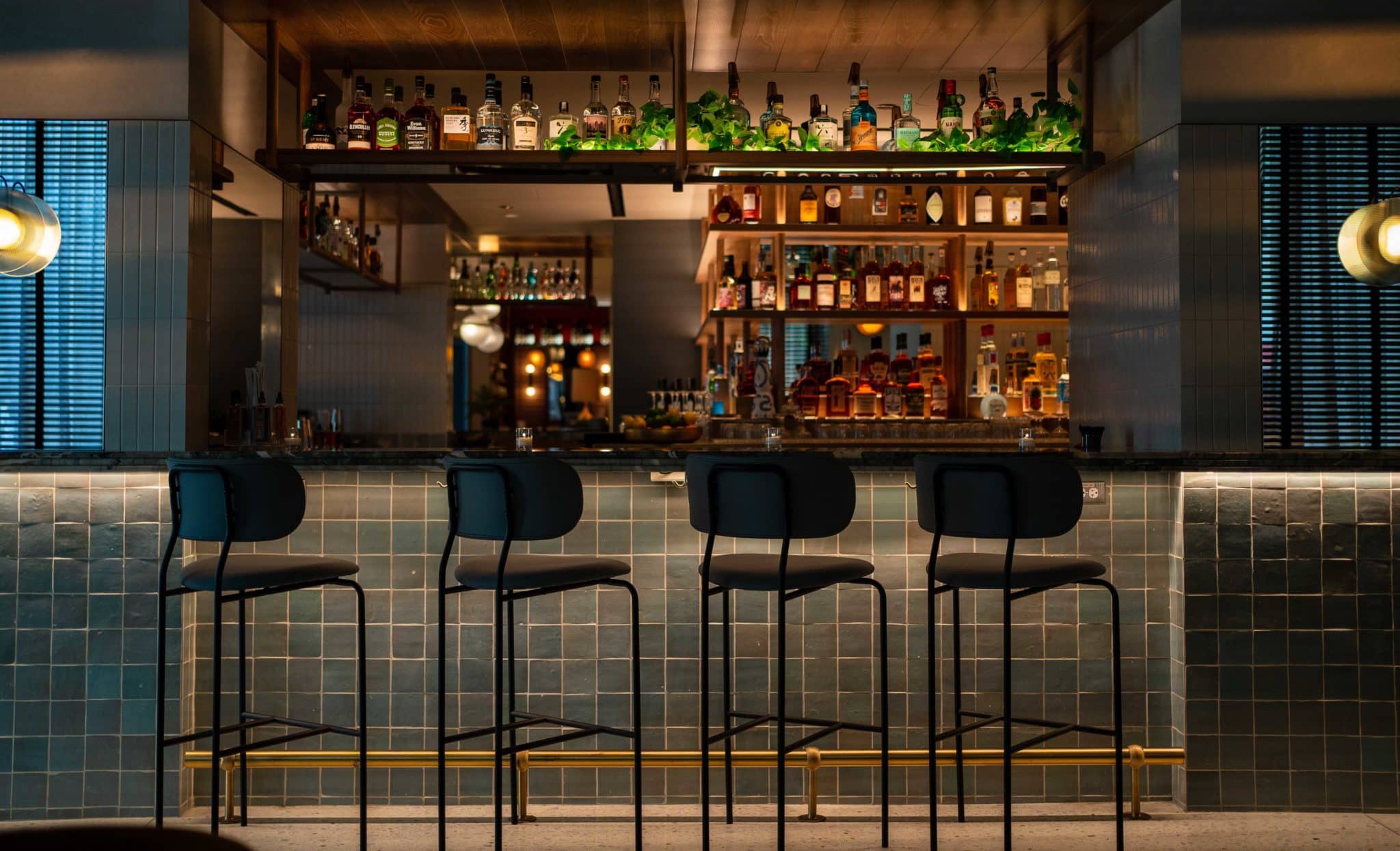 This Upscale Seafood Spot Is Hosting A Free Pop-Up Wine Tasting