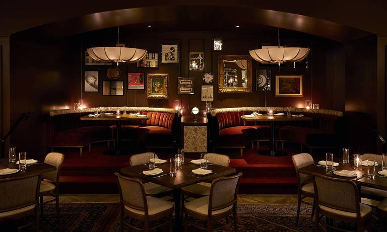 25+ Romantic Spots for Valentine's Day Dinner in Chicago 2025