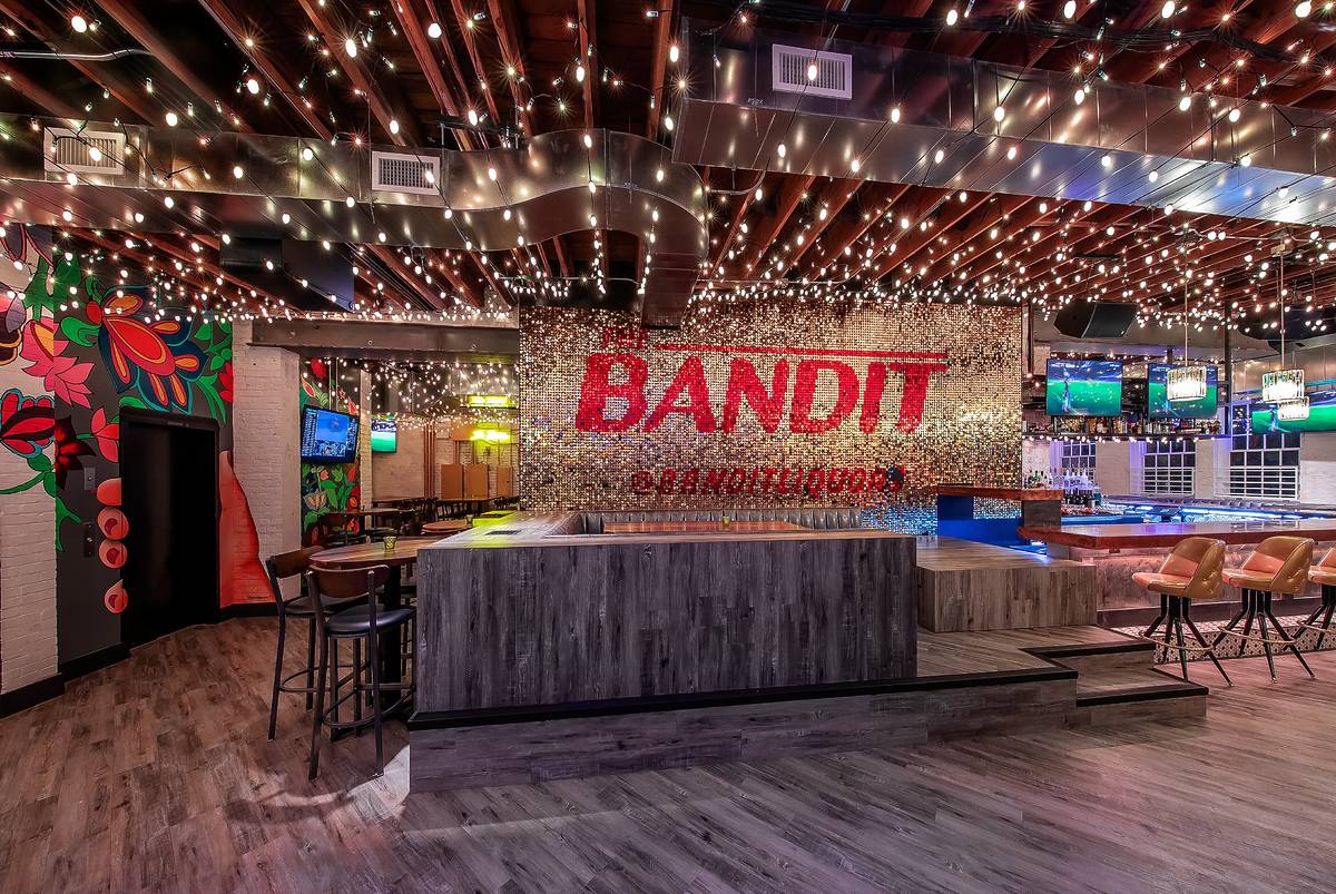 Where To Watch The Super Bowl In Chicago This Weekend 2025