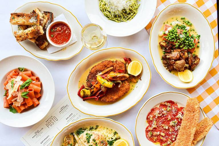 The Best Chicago Restaurants For Thanksgiving Dinner 2025