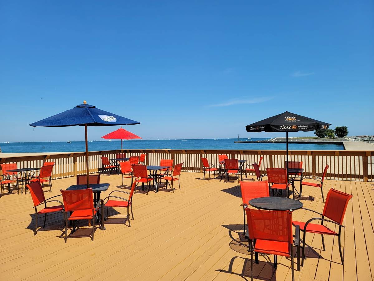 The Best Beach Bars In Chicago Right Now (2024)