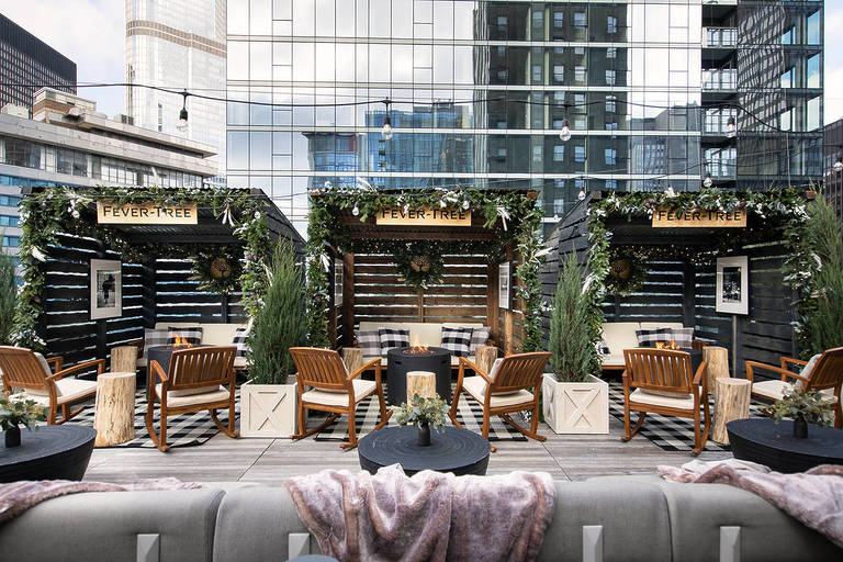 The Best Winter Rooftop Bars In Chicago For A Cozy Night