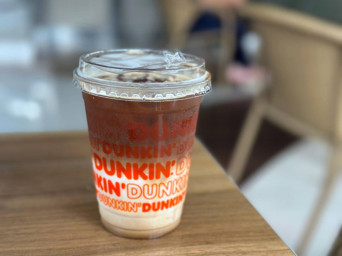 Dunkin’ Is Giving Away Limited-Edition ‘Iced Coffee Gloves’ in Chicago ...