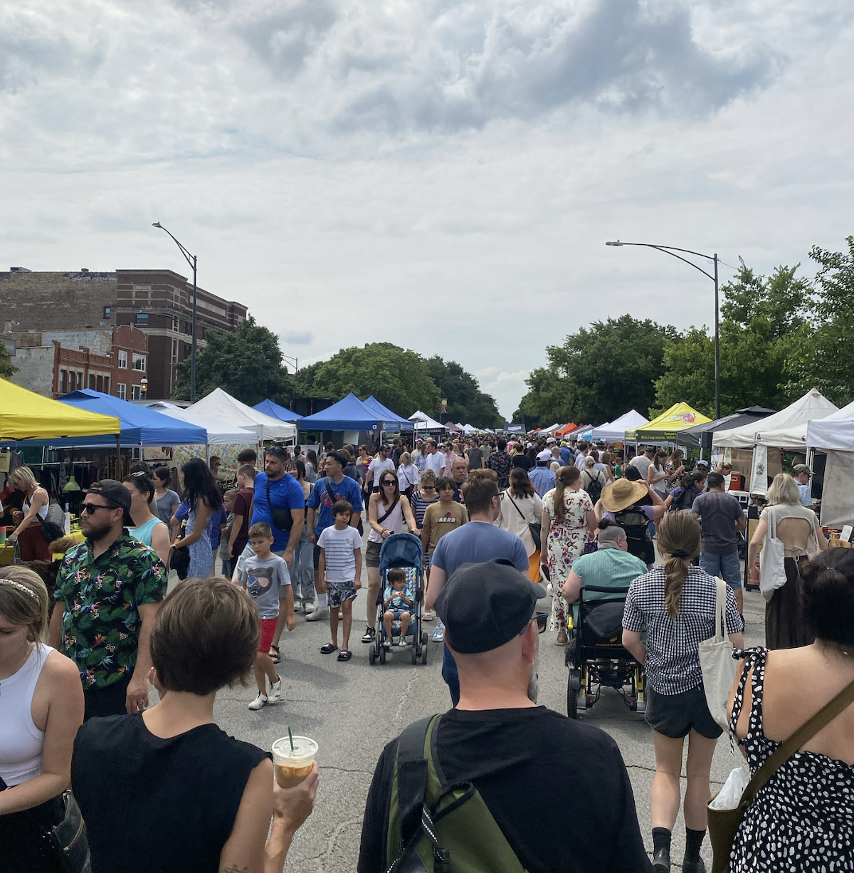The Logan Square Outdoor Farmers Market is Back This May