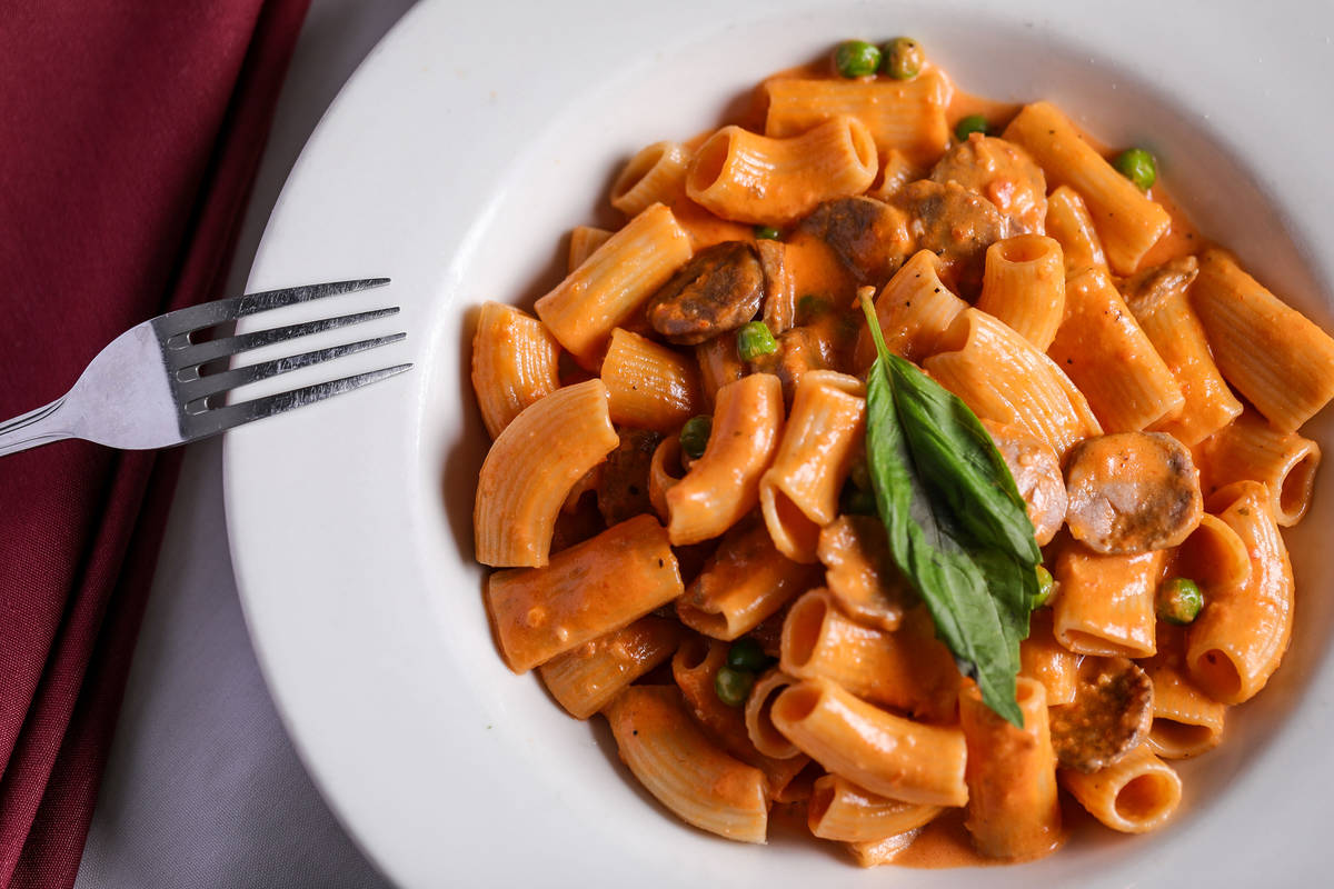 The Oldest Steakhouse in Chicago Is Turning 85 Years Old—Its Rustic ...