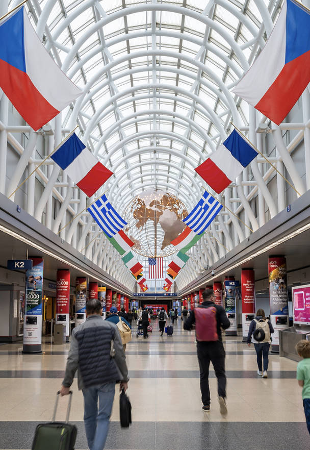 The Best Small Towns Near Chicago To Visit Right Now