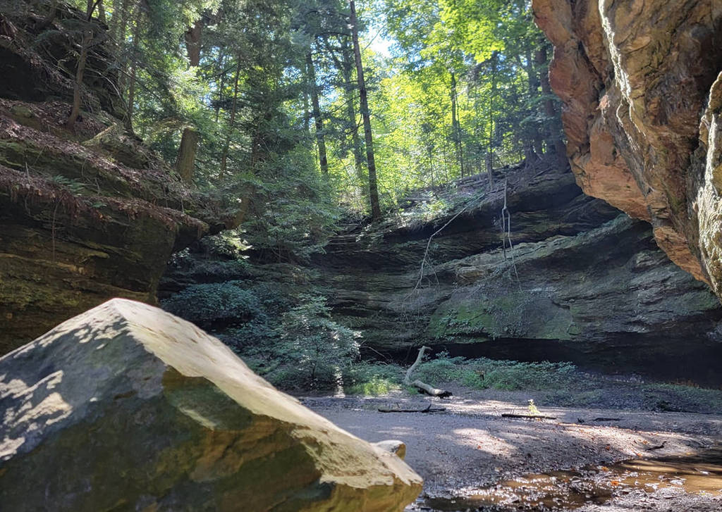 Meet the "Grand Canyon of the Midwest"—Canyons Carved from Sandstone ...