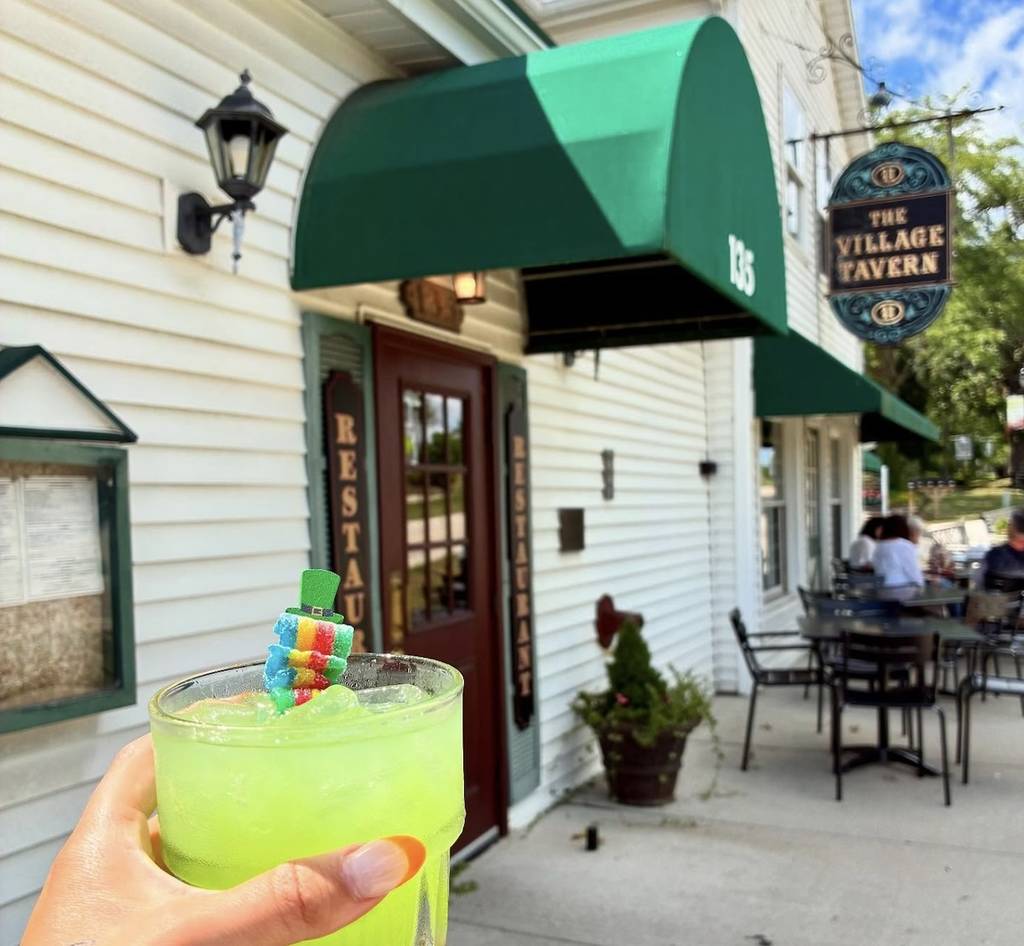 The Oldest Restaurant in Illinois is Just an Hour Outside Chicago