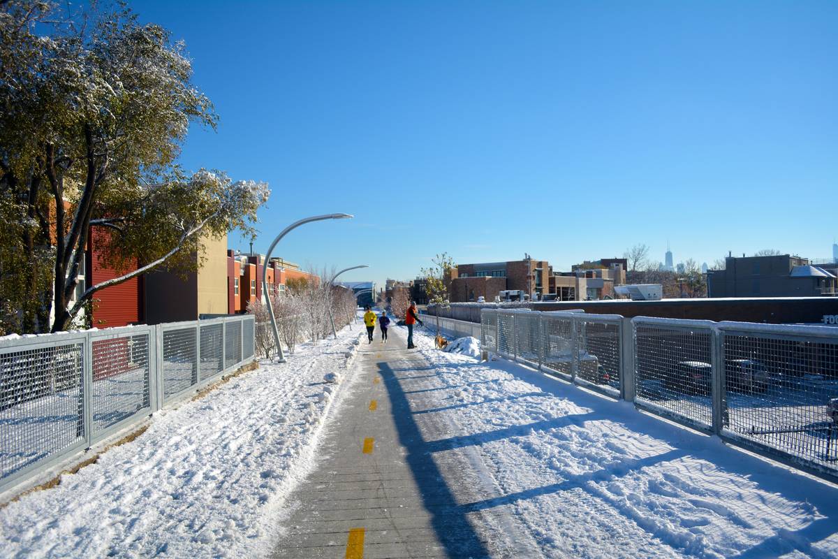 Back-to-Back Chances for Snow This Week in Chicago