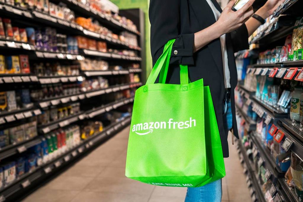 The 14 Amazon Fresh and Go Locations in Illinois Shuttering Forever ...