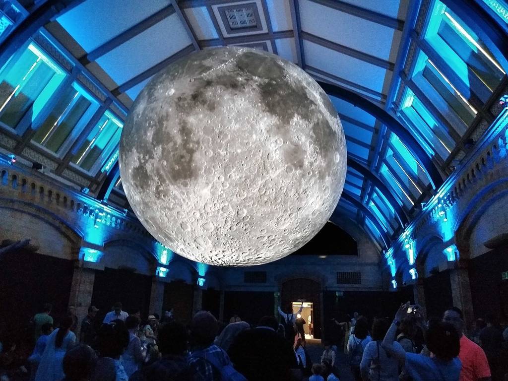 "Museum of the Moon" Coming to Midwest This Summer