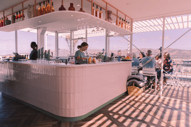 10 Dazzling Romantic Dining Eateries In Christchurch For Your Next Date