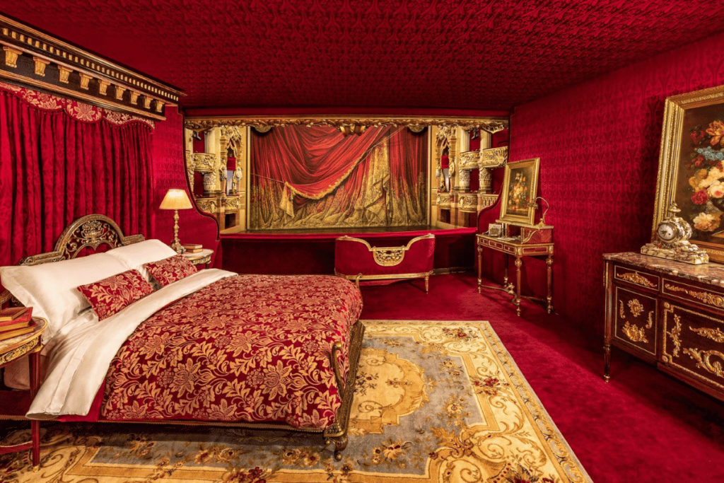 Stay Overnight Inside Palais Garnier The Phantom Of The Opera Theatre ...