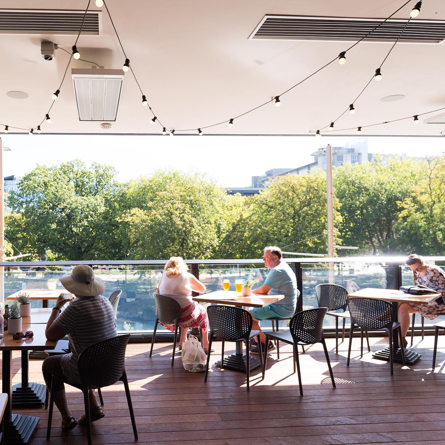 9 Brilliant Breweries In Christchurch With The Best Craft Beer