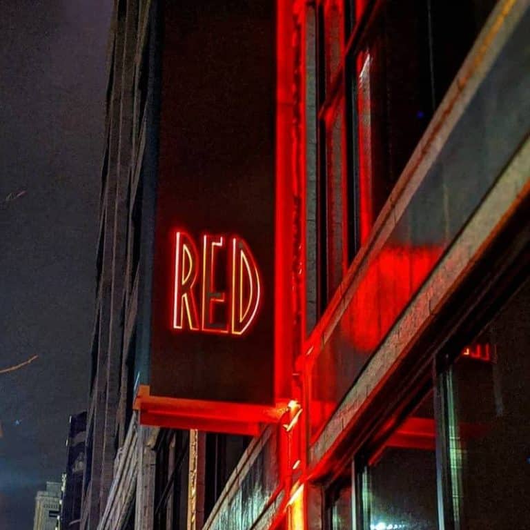 10 Sizzling Steakhouses In Cleveland Where Meat Meets Magic!