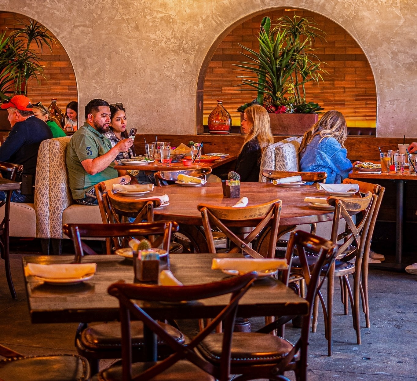 13 Sizzling Mexican Restaurants In Dallas To Satisfy Your Cravings