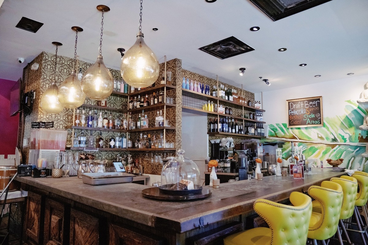 11 Of The Best Thai Restaurants In Dallas To Try Out Right Now!