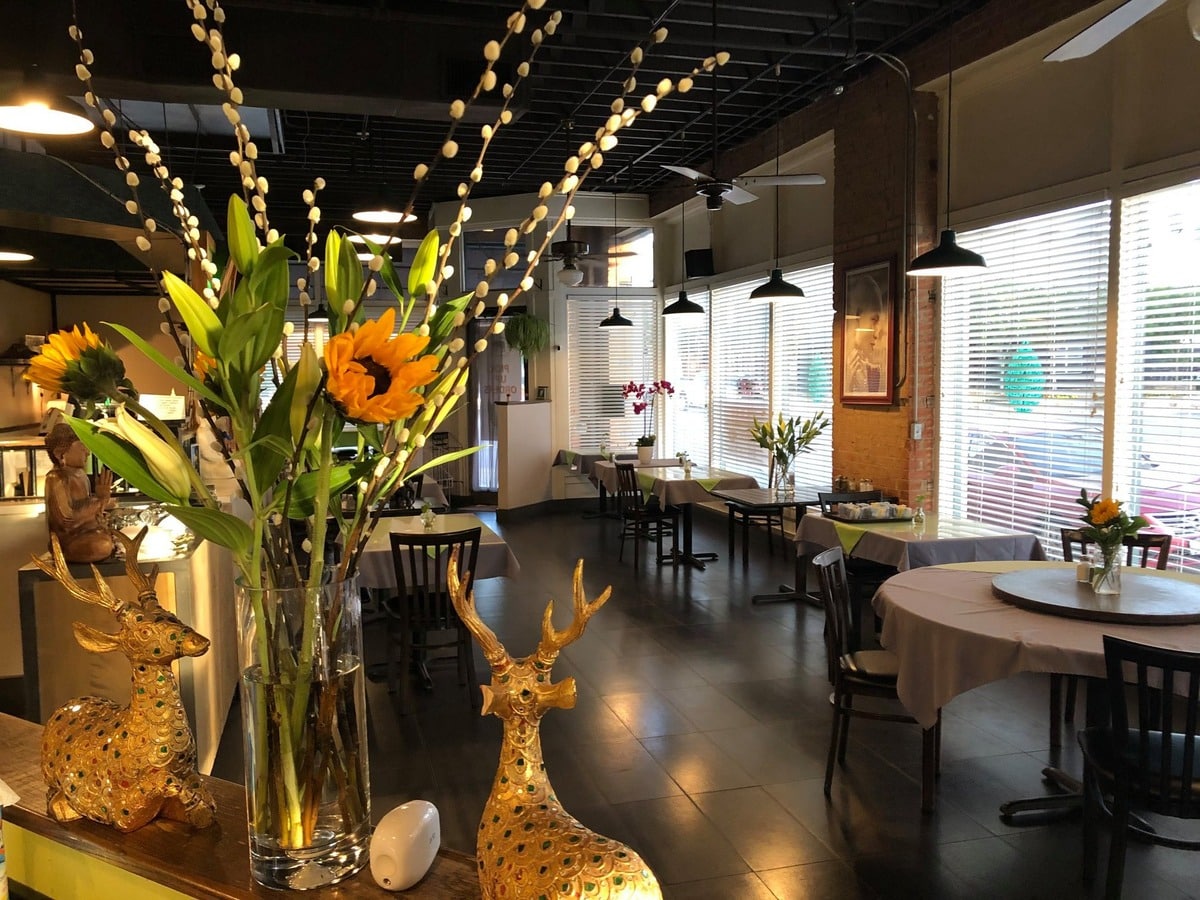 11 Of The Best Thai Restaurants In Dallas To Try Out Right Now!
